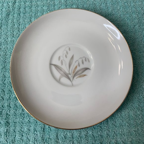 Kaysons | Dining | 961 Kaysons Golden Rhapsody Fine China 4 Piece Place ...